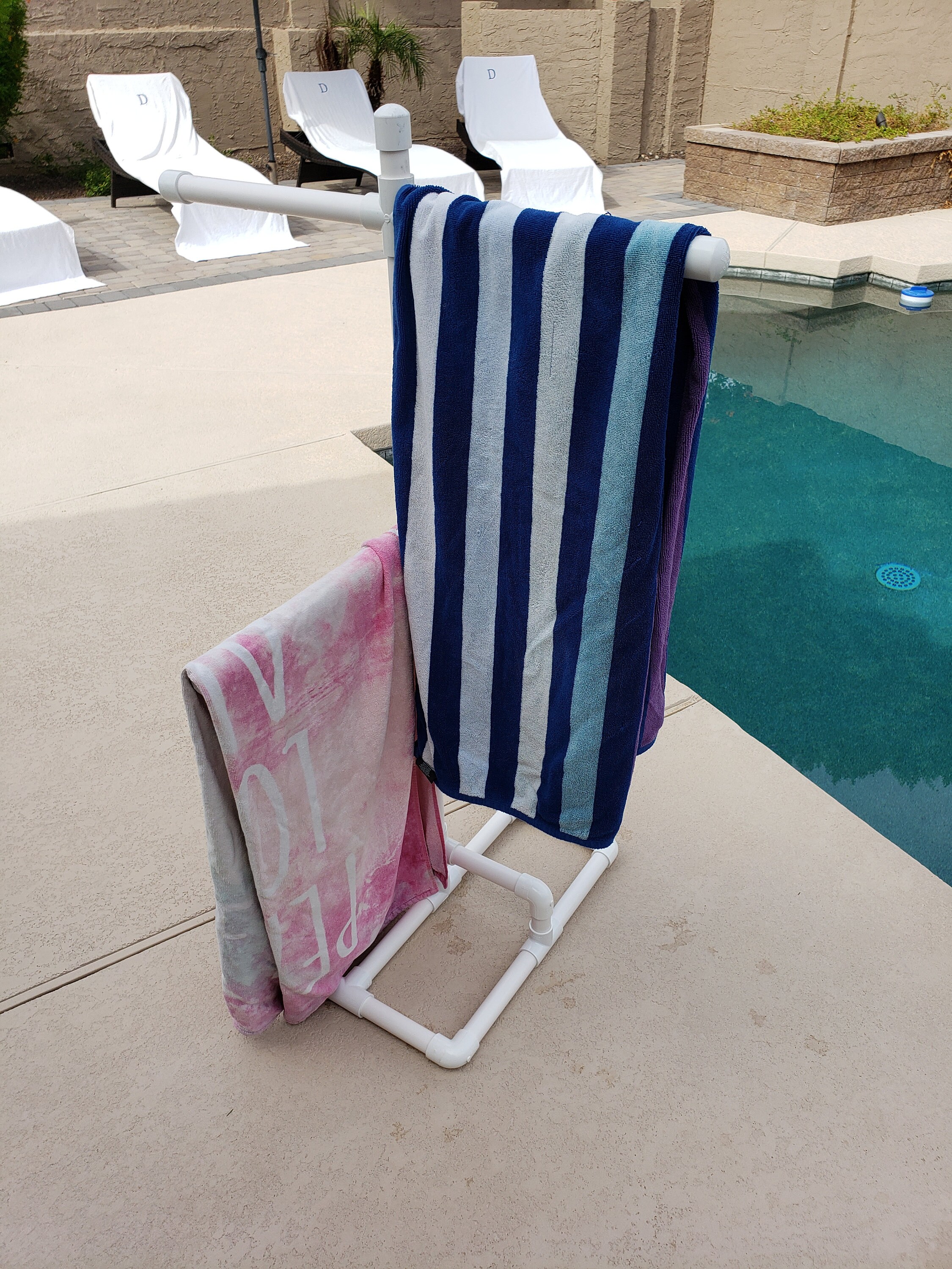 Pool Towel Rack - Etsy
