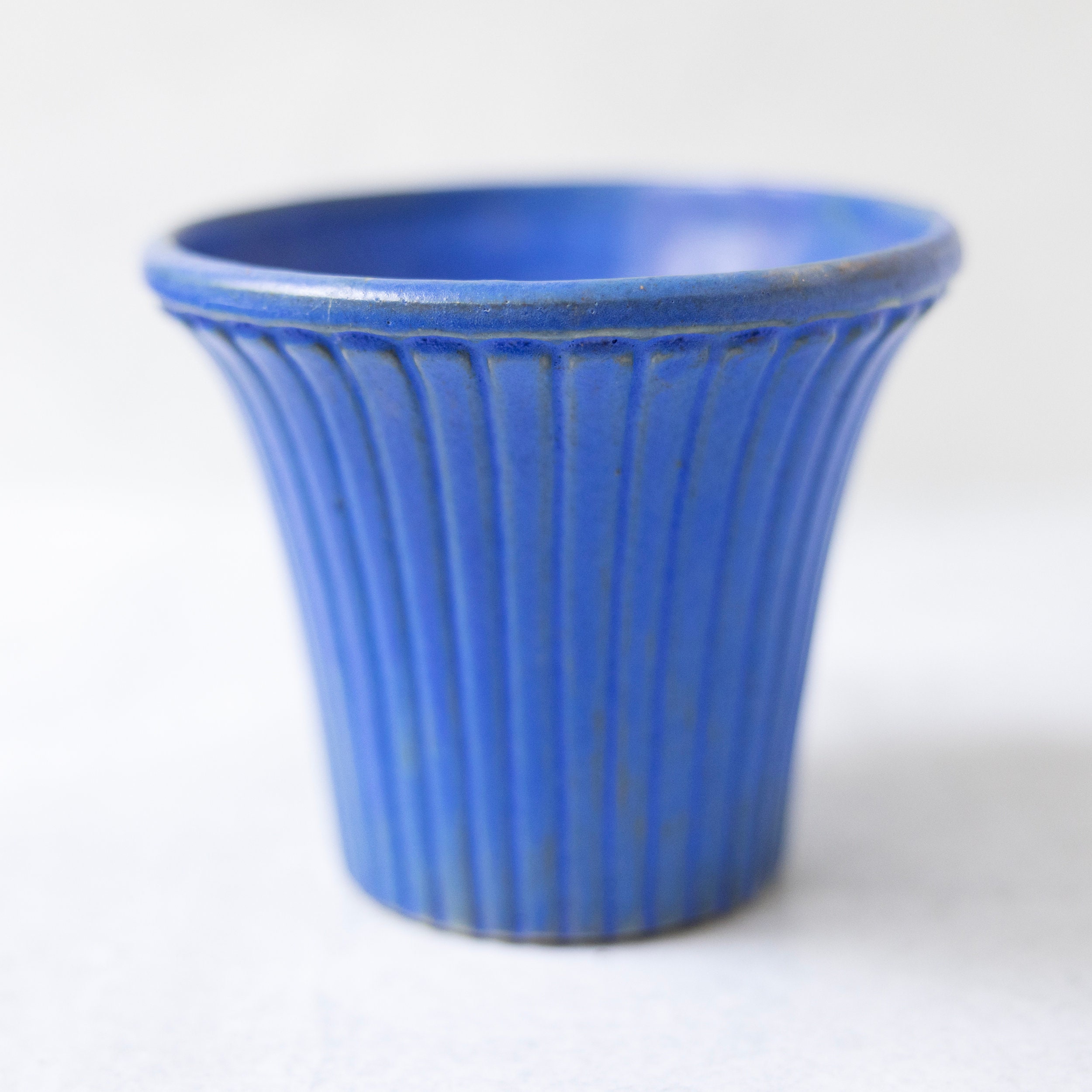 Blue Ribbed Pottery Vintage Vase Planter Fluted Trumpet USA 5 - Etsy