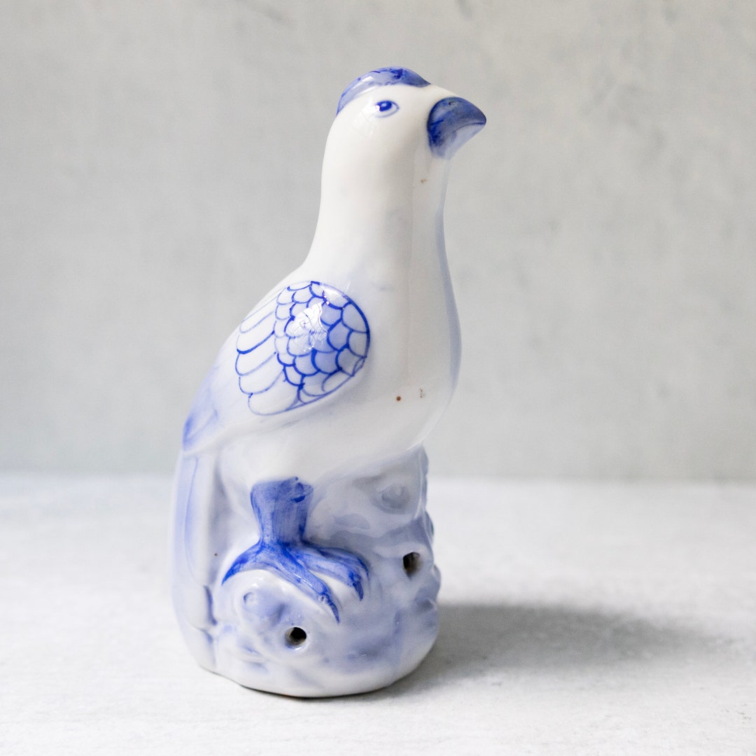 Chinese Pottery Bird Vintage Blue White Ceramic Flower Frog Figurine ...