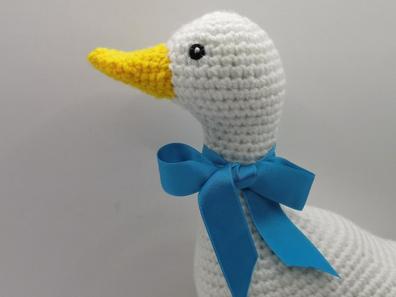 Realistic Goose - Crochet Pattern PDF - Amigurumi Goose Pattern in ...