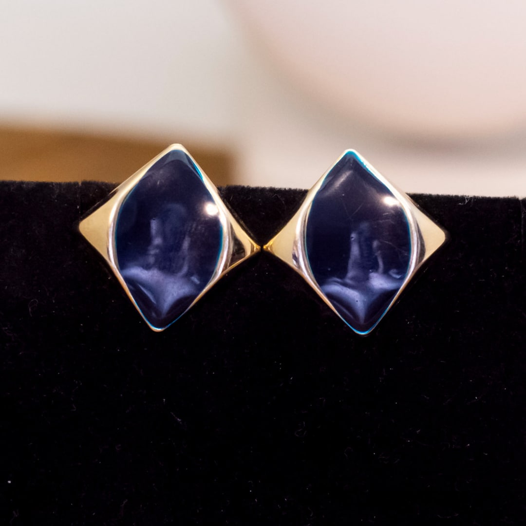 Vintage Art Deco Dark Blue Oval Faux Gem Gold Tone Clip on Earrings ...