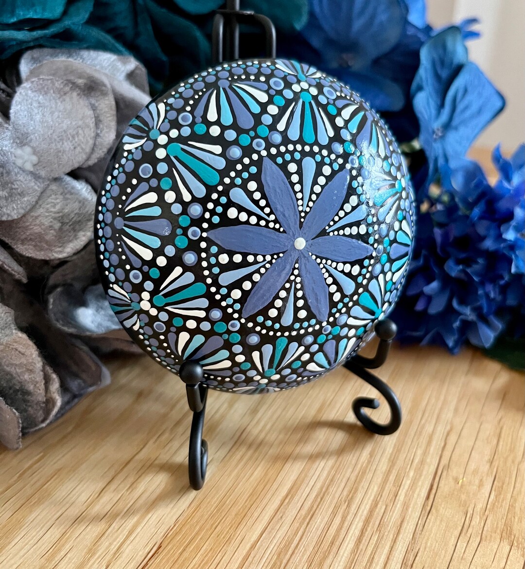 Mandala fait main, pierre ronde peinte à la main - Etsy France