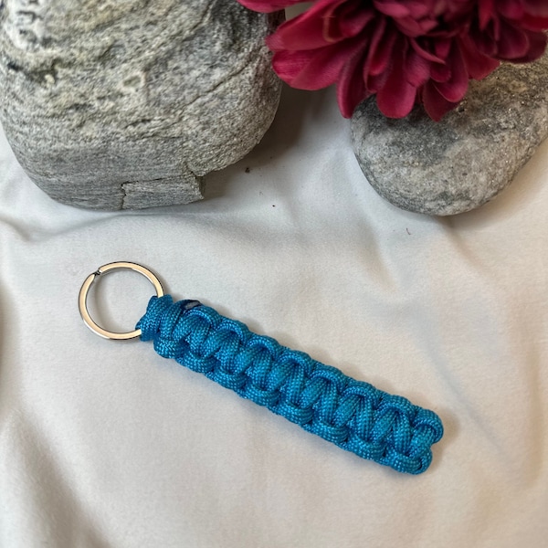 Paracord Keychain - Etsy