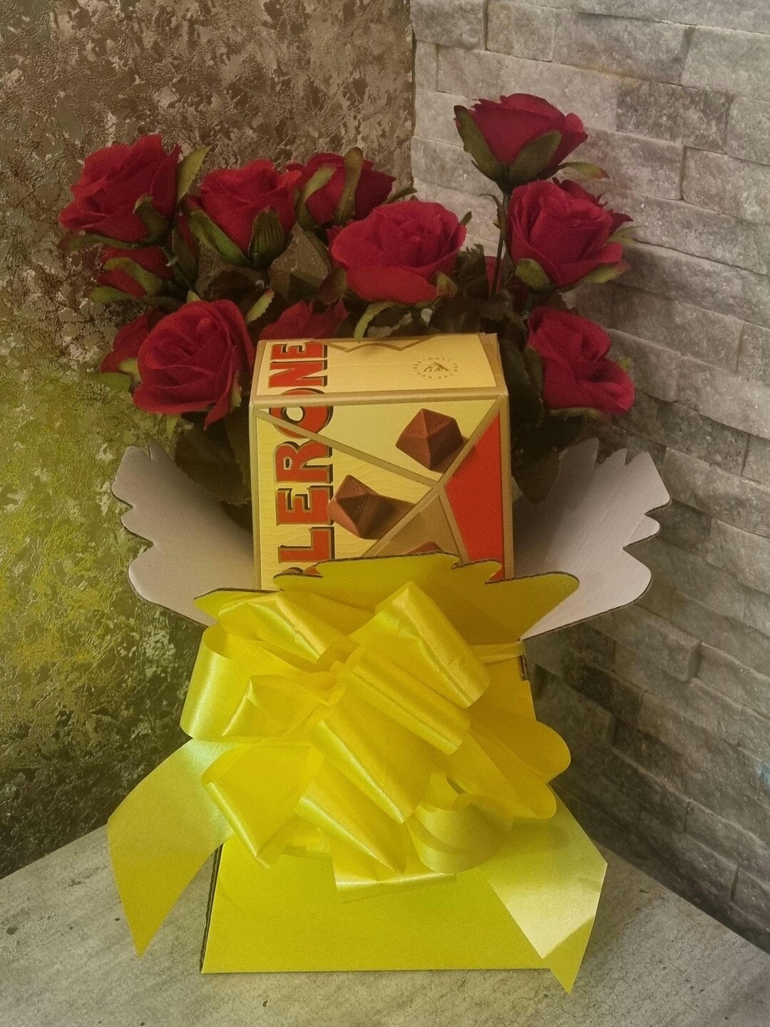 Red Rose & Toblerone Chocolate Bouquet - Valentine's Gift Box - Etsy UK
