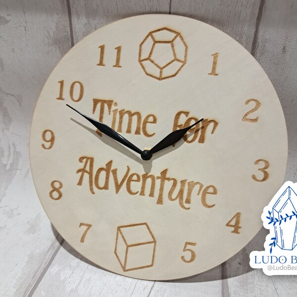 Dungeon and Dragons Clock - Etsy