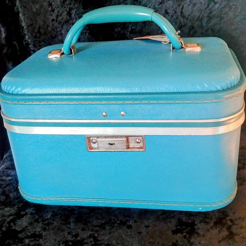 Vintage Train Case - Etsy