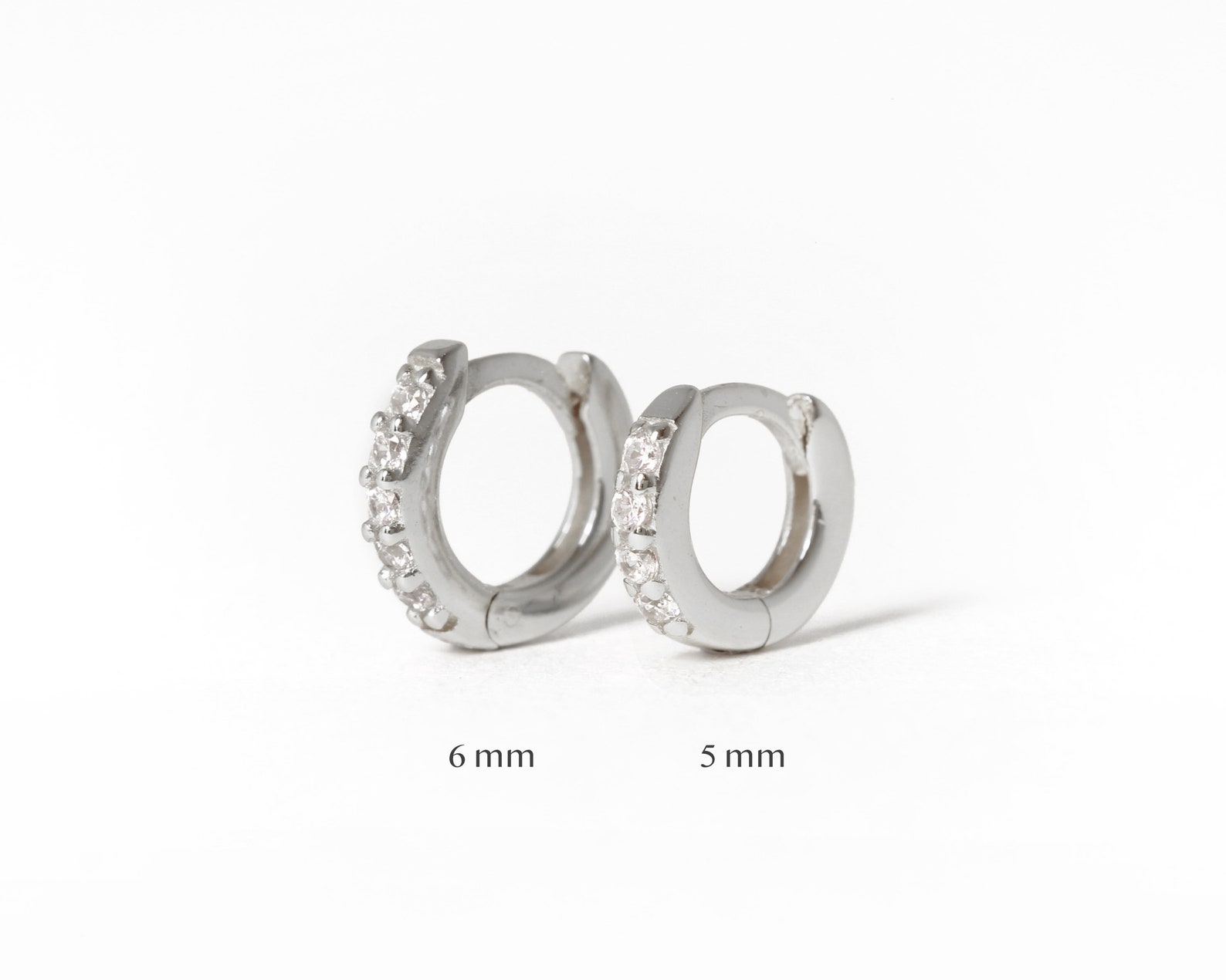 18G Paved Cartilage Hoop Earring Simple Upper Helix Earring Diamond Lower Lobe Hoop Earring Ear ...