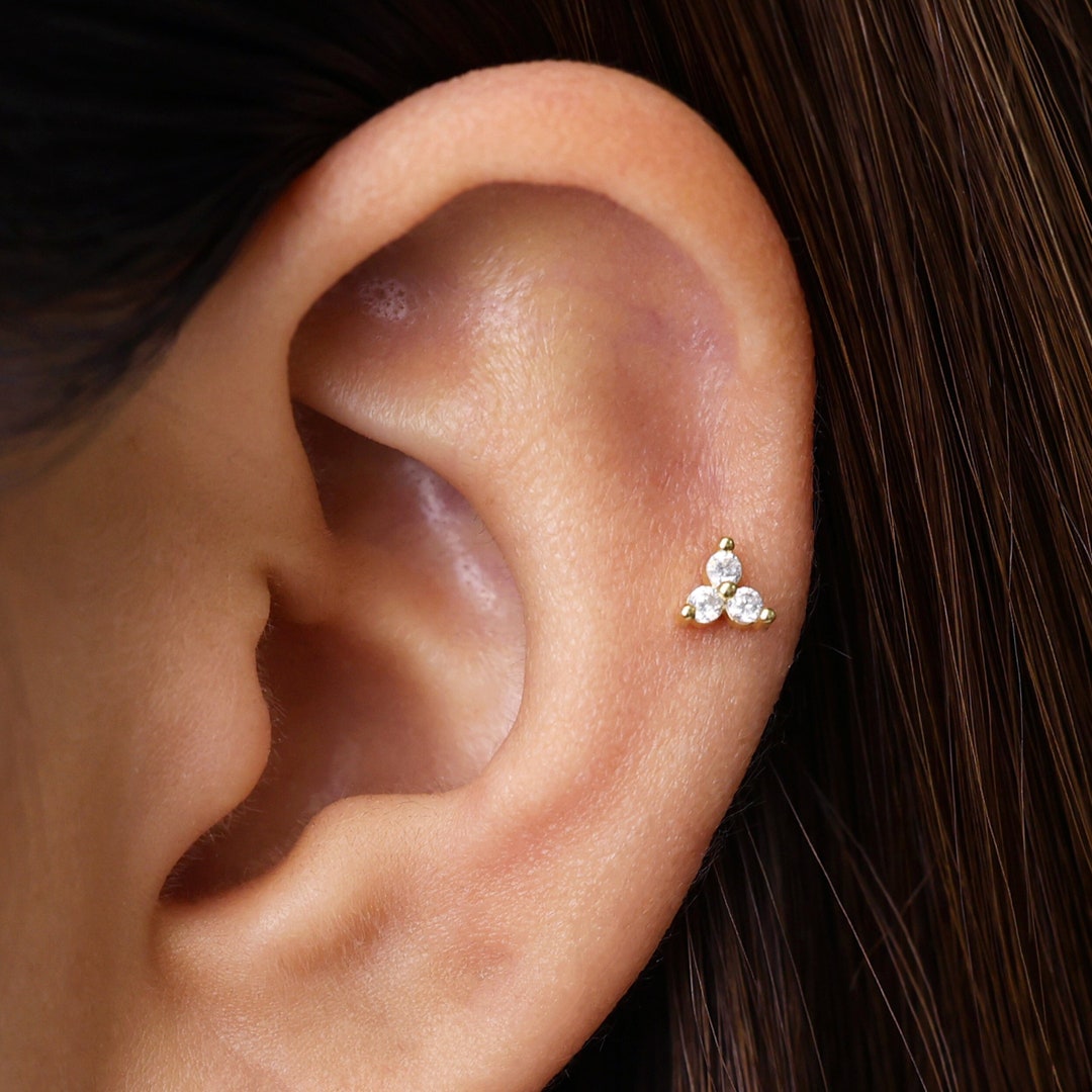 Tiny Lotus CZ Flatback Labret: 18G/16G Tragus, Conch Earring - Etsy