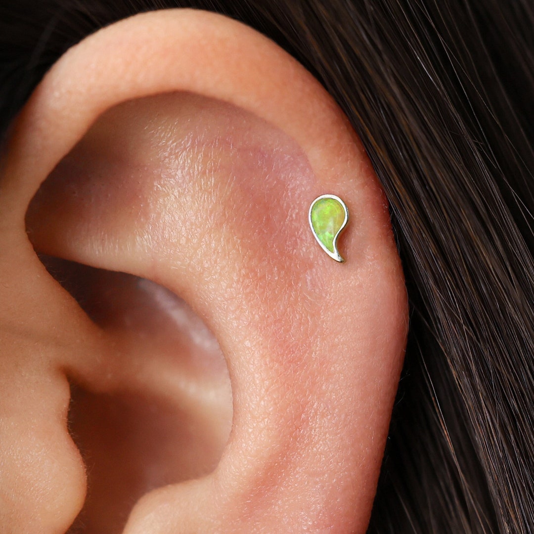 Tiny Sage Green Opal Teardrop Internally Threaded Labret • 18G/16G Flat ...