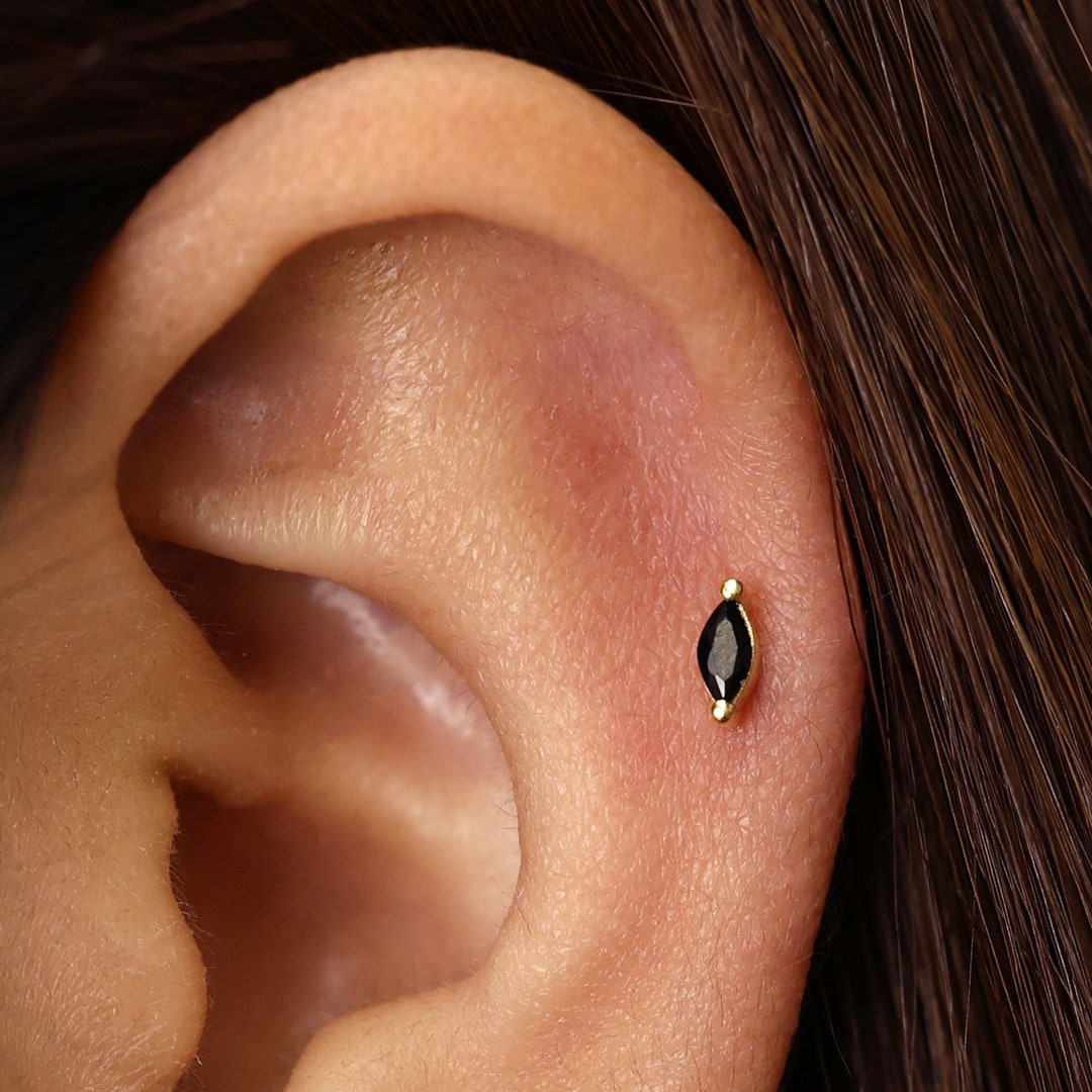18G/16G Tiny Black Onyx Marquise Internally Threaded Flatback Labret ...