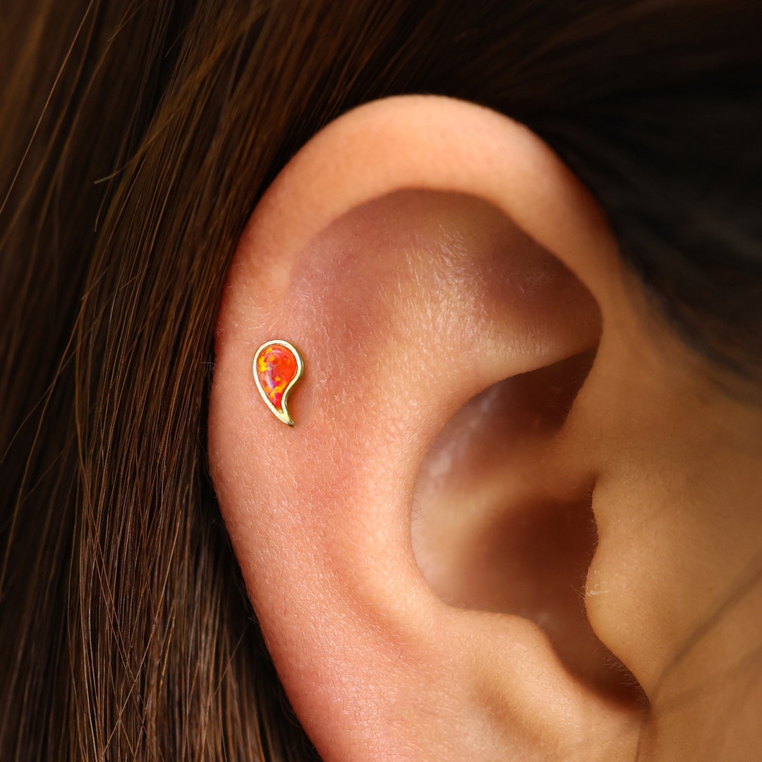 Tiny Red Opal Teardrop Internally Threaded Labret • 18G/16G Flat Back ...
