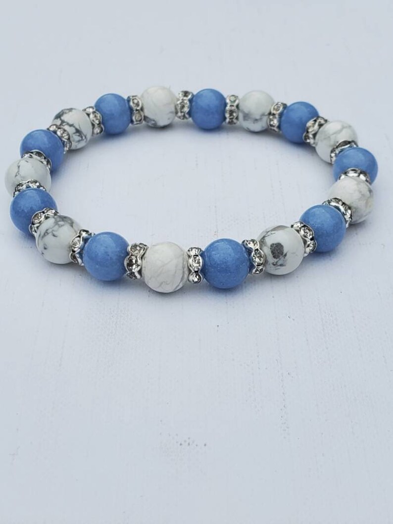 Genuine Blue Aragonite & Howlite Bead Bracelet glows in the Dark ...