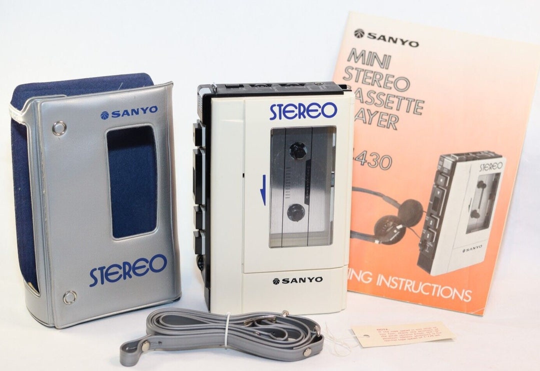 Sanyo Cassette Player M4430 - Boxed With Case ,strap & Instructions SN ...