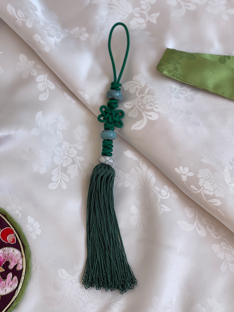 Traditional Korean Accessory: Handmade Unique Norigae, Korean Knot ...