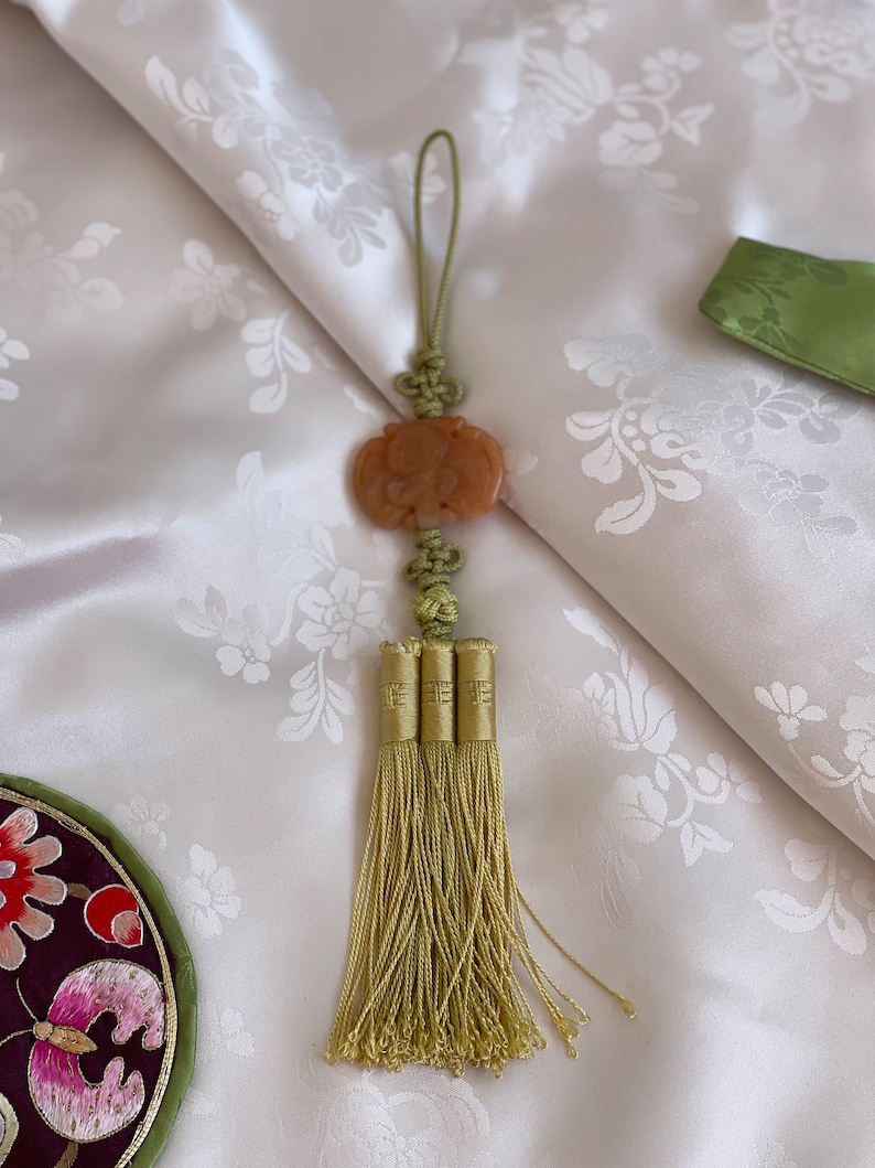 Traditional Korean Accessory: Handmade Unique Norigae, Korean Knot ...