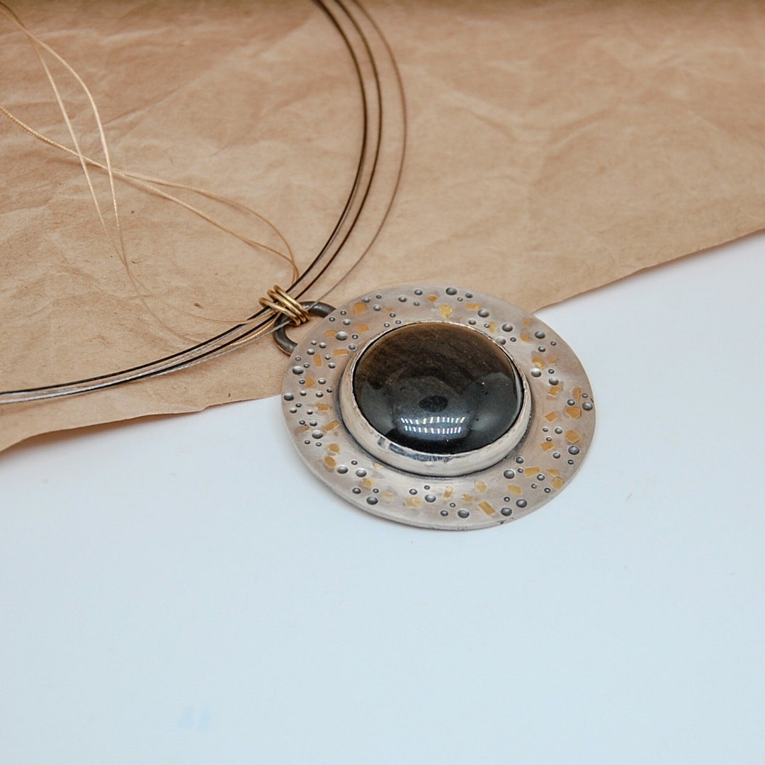 SINGLE PIECE Pendant -OBSIDIANA + Kumboo- - Etsy
