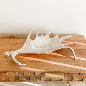 Elara Antlers Bowls, Centerpiece Decoration, Dining Table Centerpieces ...