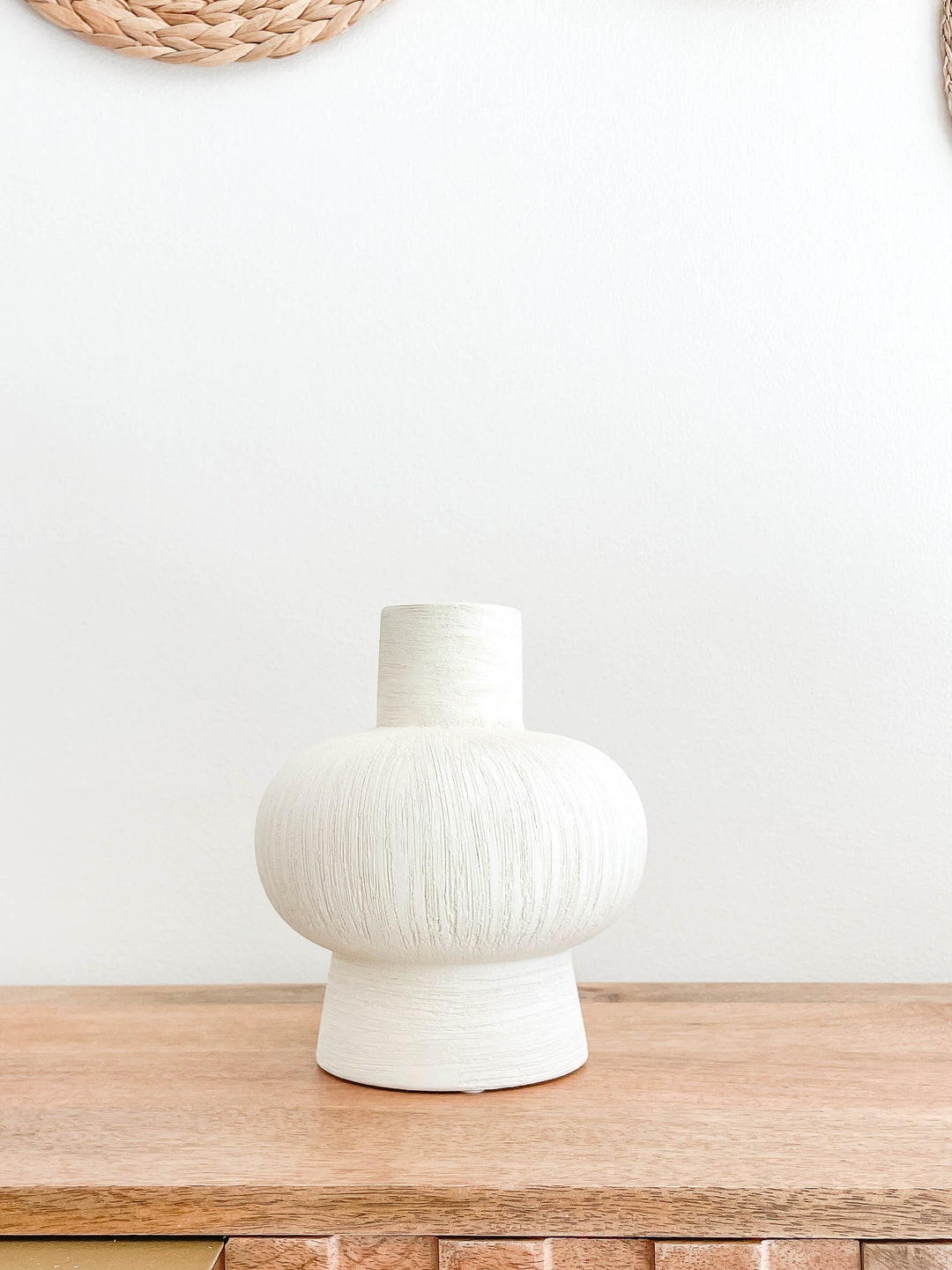 Orb Vases for Flowers, Hand-scribed Ceramic Vase, Home Decor Table ...