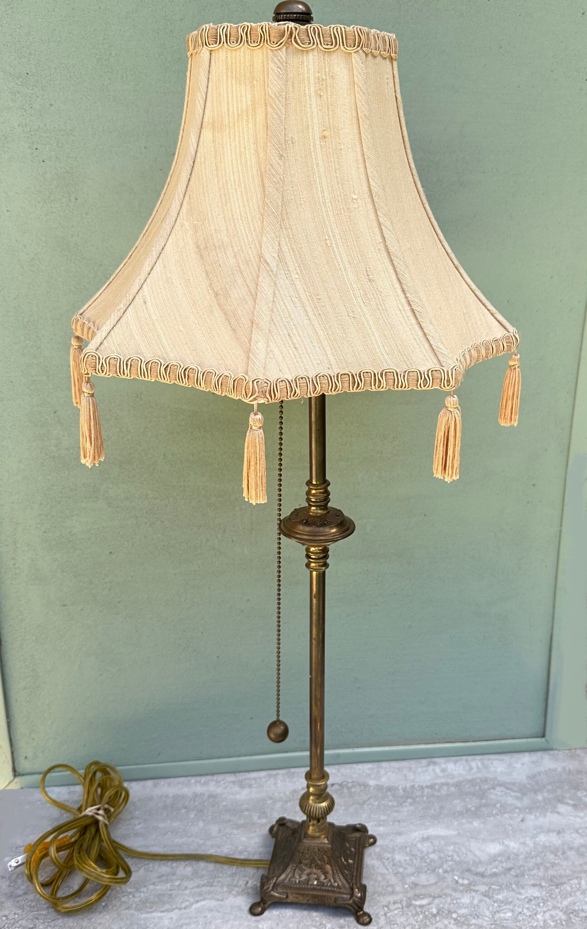 Elegant Tanner & Kenzie Victorian Style Boudoir/ Buffet Lamp. - Etsy