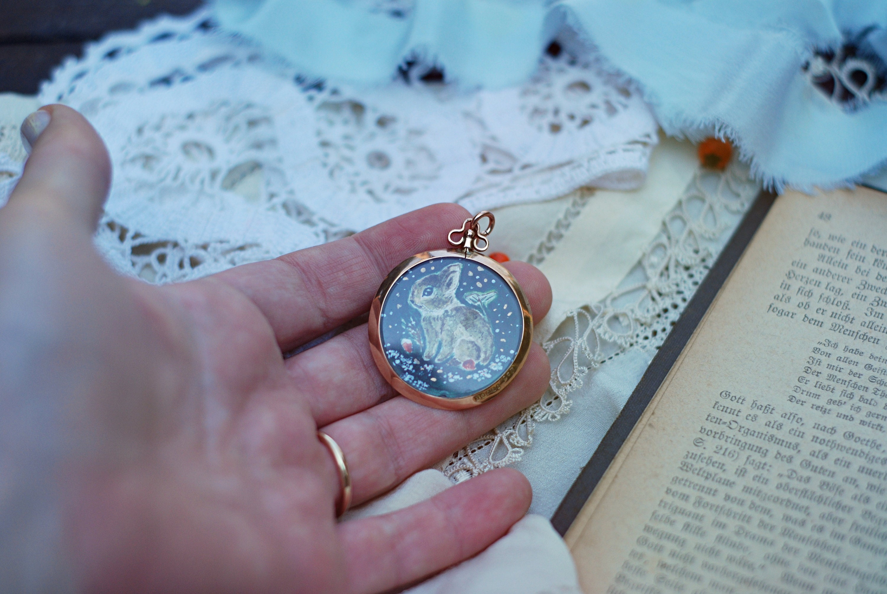 9ct Gold Hand Painted Locket, Antique Picture Pendant, Edwardian Locket ...