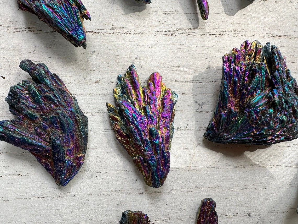 Aura Titanium Kyanite | Flame Aura Black Kyanite | Witch Broom Crystal ...