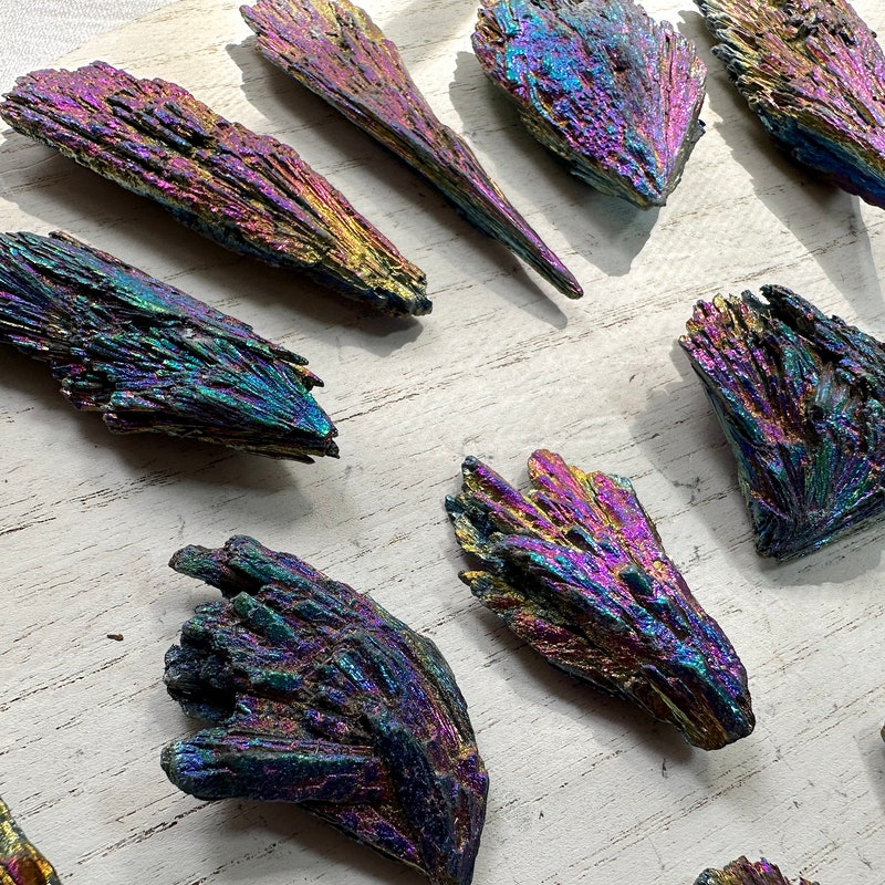 Black Kyanite - Etsy
