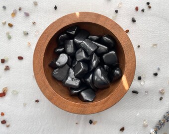 Shungite Medium Tumbled Stones, Healing Stones, Healing Crystal,chakra ...