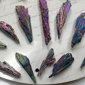 Aura Titanium Kyanite | Flame Aura Black Kyanite | Witch Broom Crystal ...