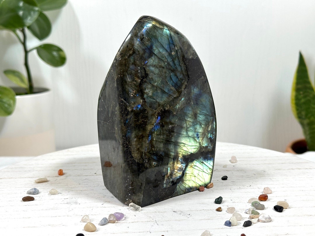 Large Labradorite Free Form 1.4 Kg | Large Carved Labradorite | Crystal ...