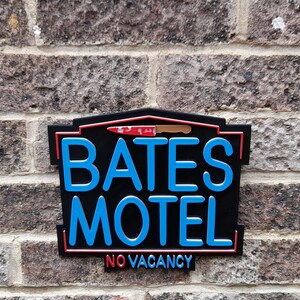 Bates Motel Plaque: Psycho Movie Inspired Wall Decor - Etsy