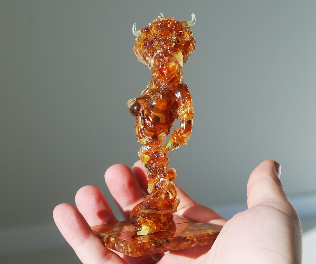 Extremely Detailed Figurine of African Woman - Handmade - Baltic Amber ...