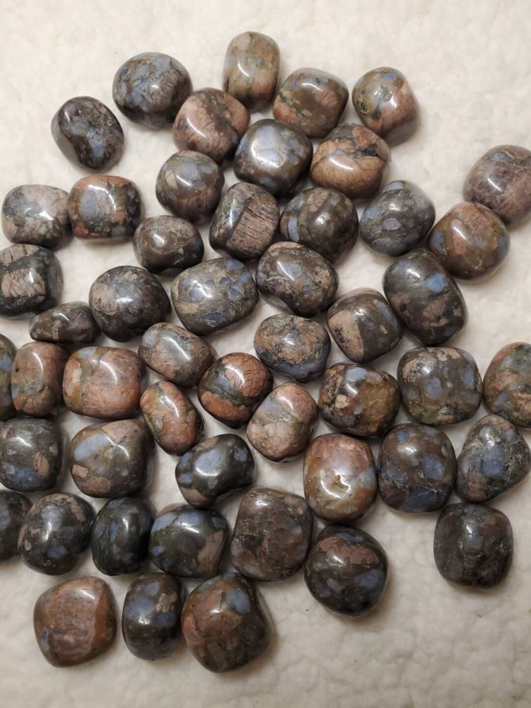 Que Sera Stone Tumble - Etsy