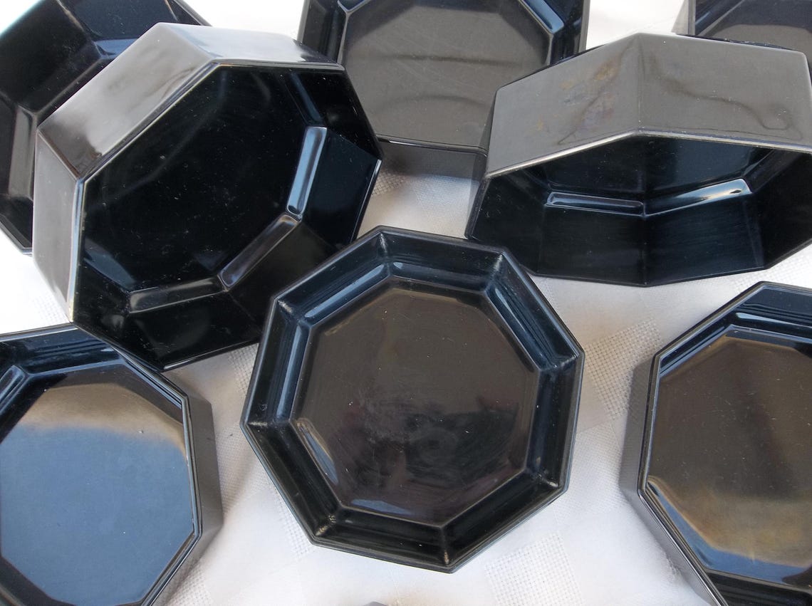 Vintage Arcoroc France Black Octime Dinnerware Set: 11-piece Luminarc ...