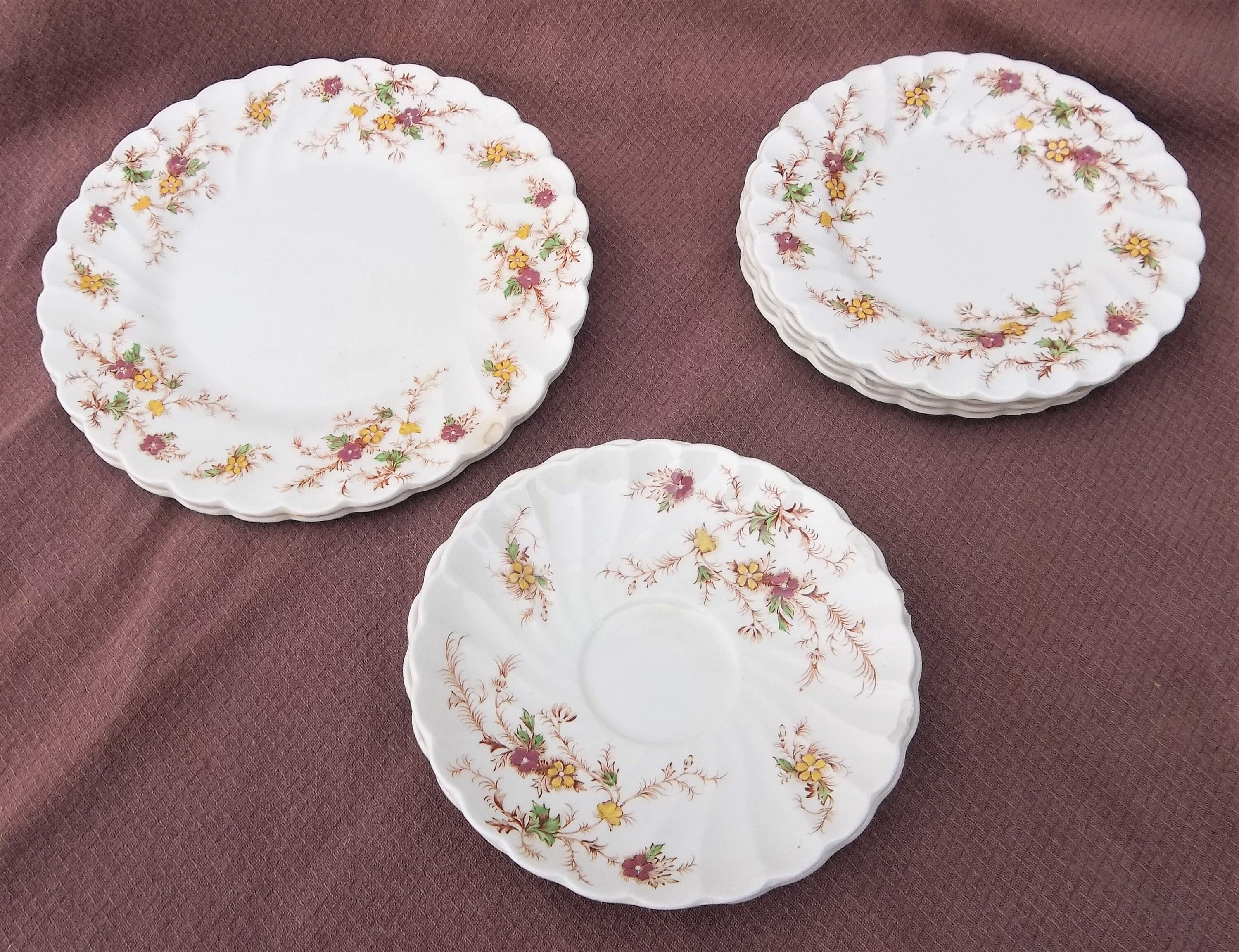 Myott Staffordshire England, Heritage Pattern. Vintage 18 Piece Set ...