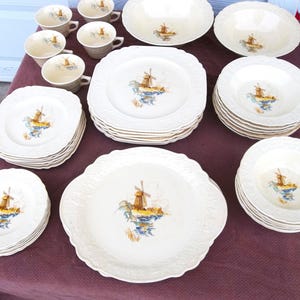 Rare 1940s Windmill Stoneware Dinnerware Set - Universal Cambridge Ohio ...