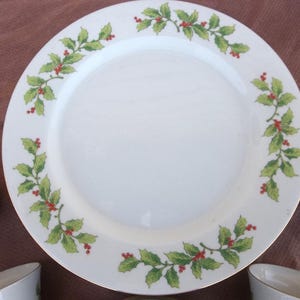 Crescent Fine China, Vintage 22 Piece Holiday Pattern, Jie Pai Made in ...