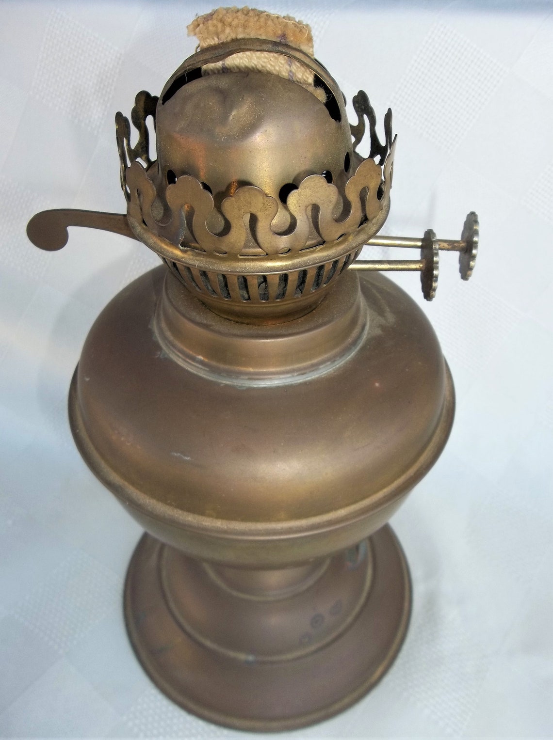 Antique Brass Oil/kerosene Lamp, Large Pedestal Brass Base, Beautiful ...