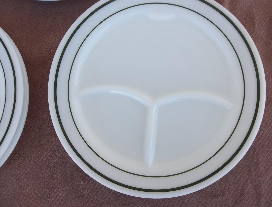 Vintage Corning Grill Plates: 1960s Sectioned Plates, Set of 7 - Etsy