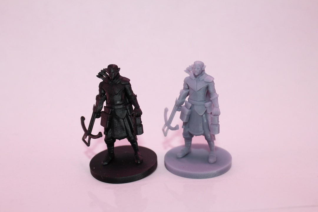 Woodland Hunter - Gray Resin Elf Ranger With Crossbow Miniature | Dnd ...