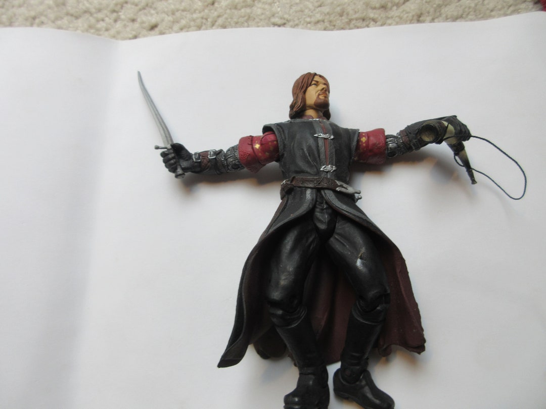 Toy Biz Lord of the Rings Boromir Battle Attack Figure - Etsy