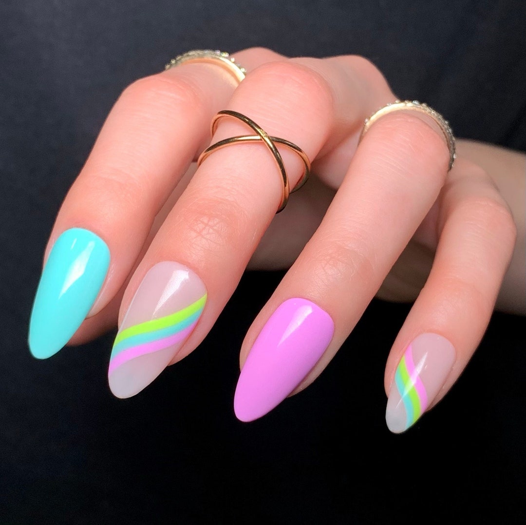 TAYLA Reusable Press on Nails • Bright Blue and Purple Abstract Swirl ...