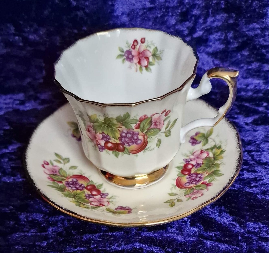 Vintage Elizabethan Staffordshire Bone China Teacup Set: Floral Fruit ...