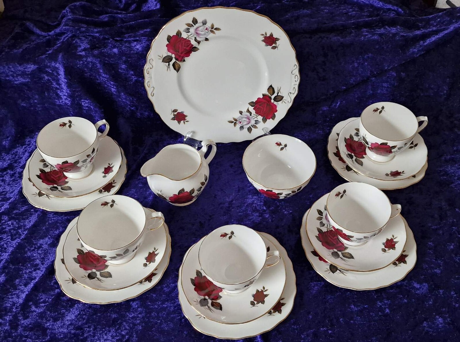Colclough "amoretta Rose" 18 Pcs Tea Set - Etsy