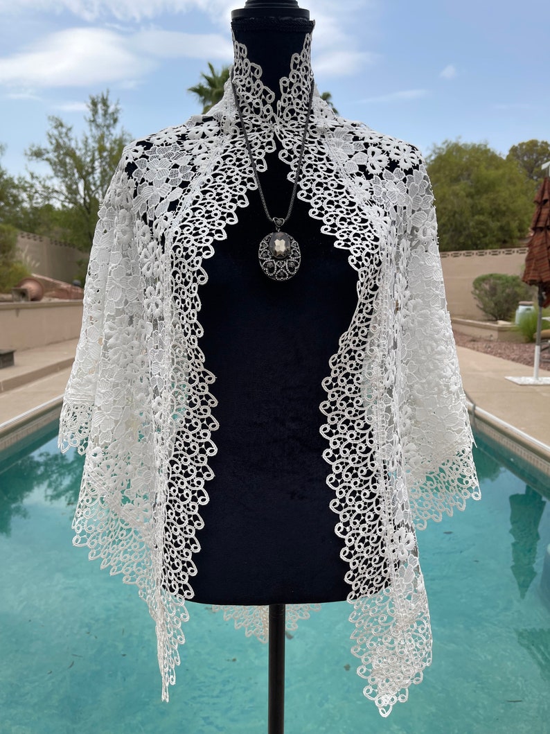 Women Lace Shawl Ladies Summer Wrap Summer Shoulder Cape Beach Cover up ...