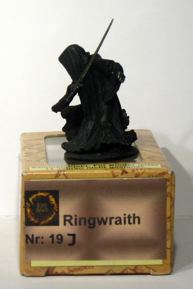 Lord of the Rings Nazgul Ringwraith Attack at Bree Collectible - Etsy