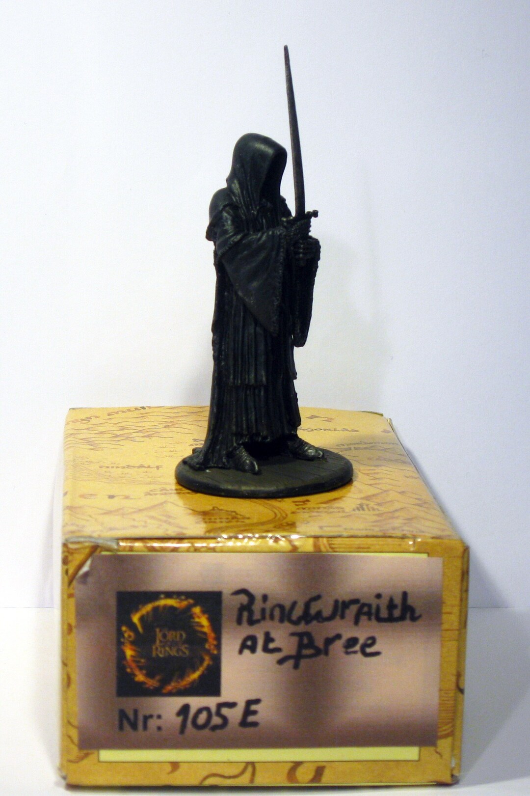Lord of the Rings Ringwraith at Bree Collectible Metal Miniature ...