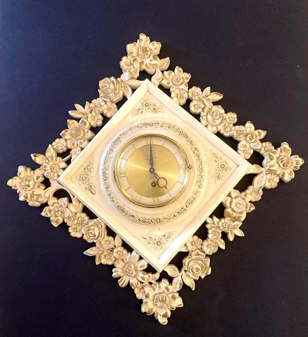 Vintage Syroco Wall Clock Antique White Tone Wooden Floral Frame - Etsy
