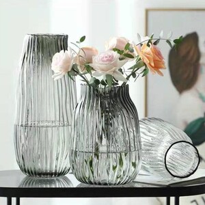 Wavy Textured Ribbed Glass Vase Clear & Black Vases for Flowers Thick ...