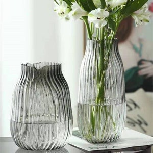 Wavy Textured Ribbed Glass Vase Clear & Black Vases for Flowers Thick ...