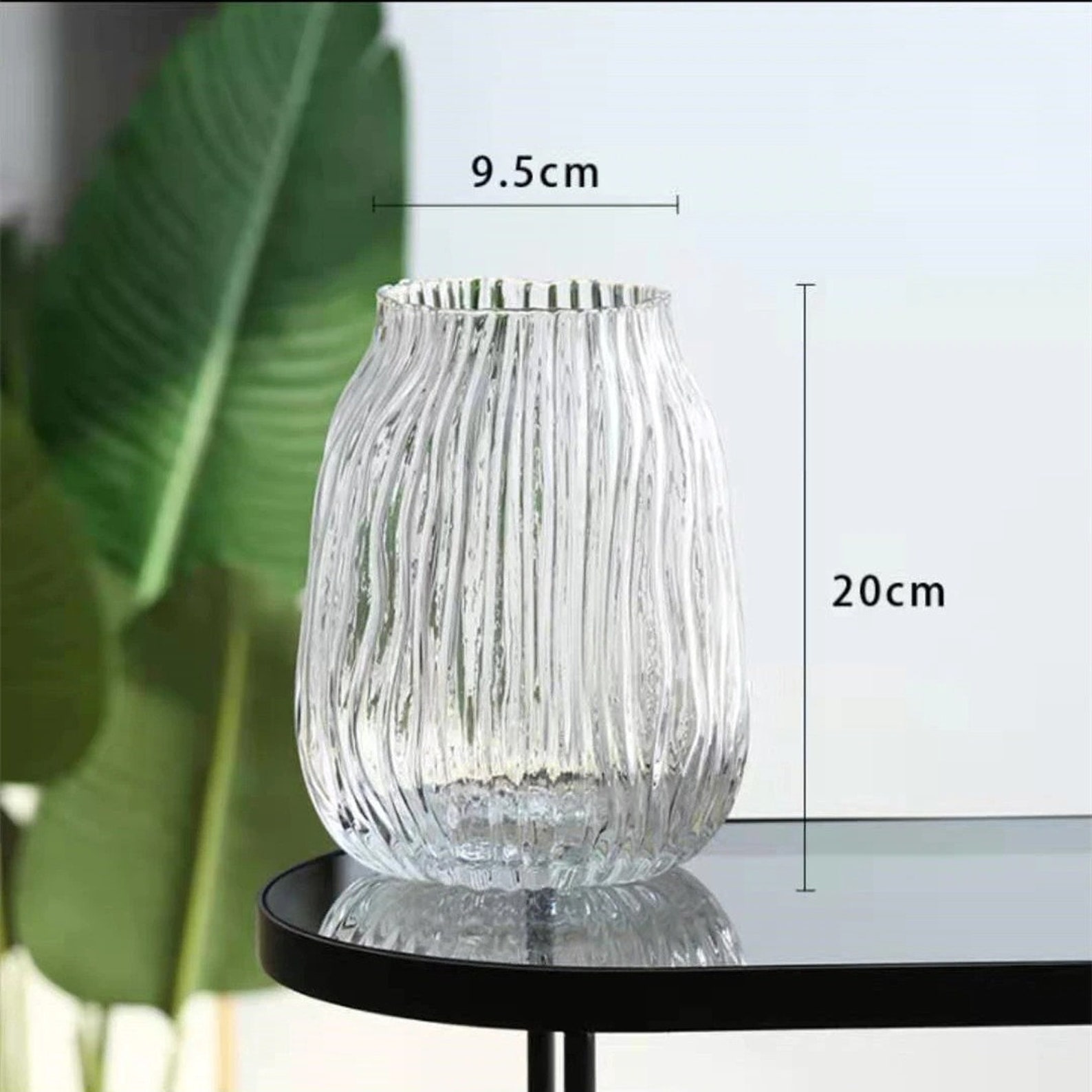 Wavy Textured Ribbed Glass Vase Clear & Black Vases for Flowers Thick ...